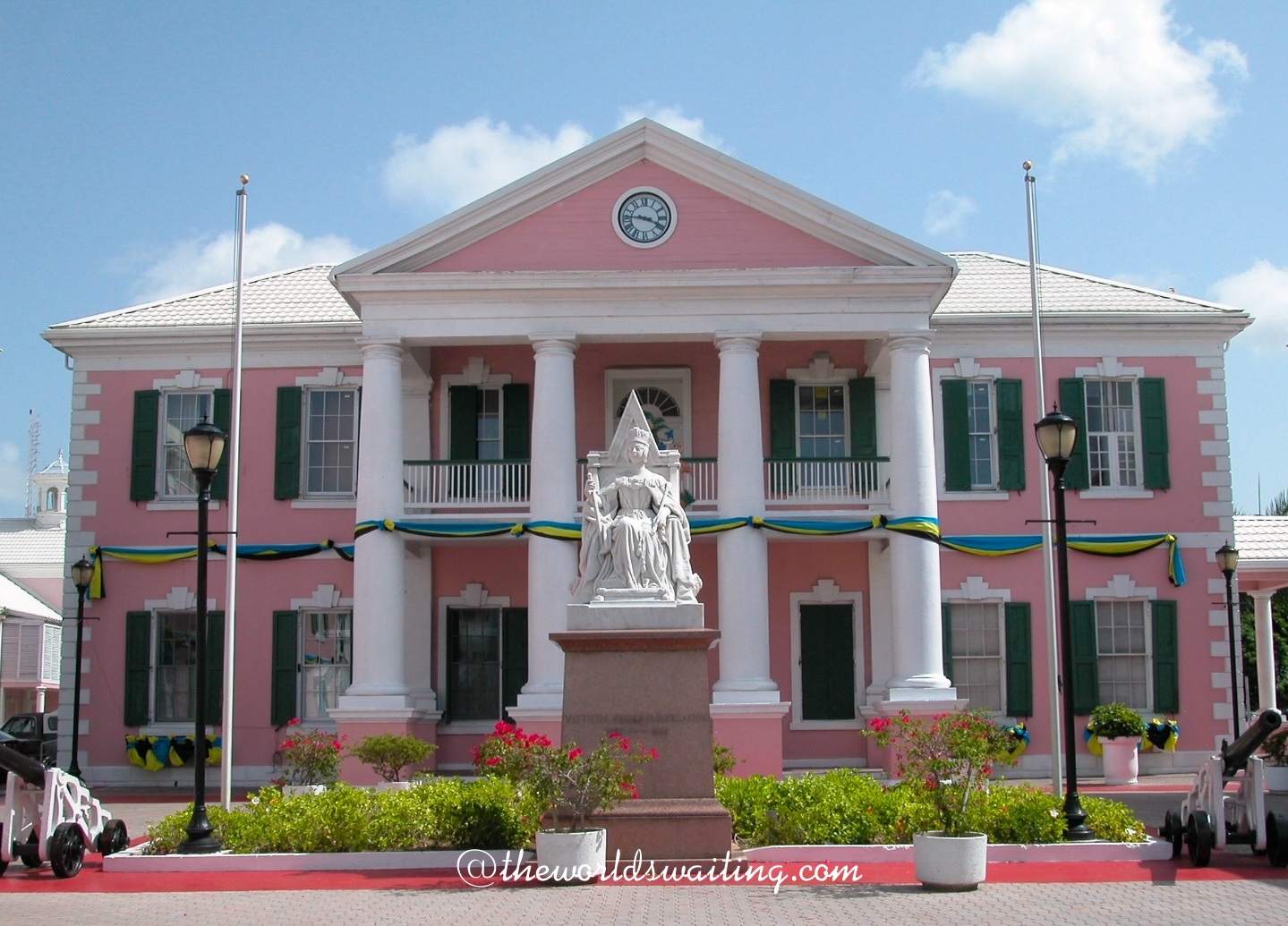 Top 10 things to do in Nassau, Bahamas – The World is Waiting