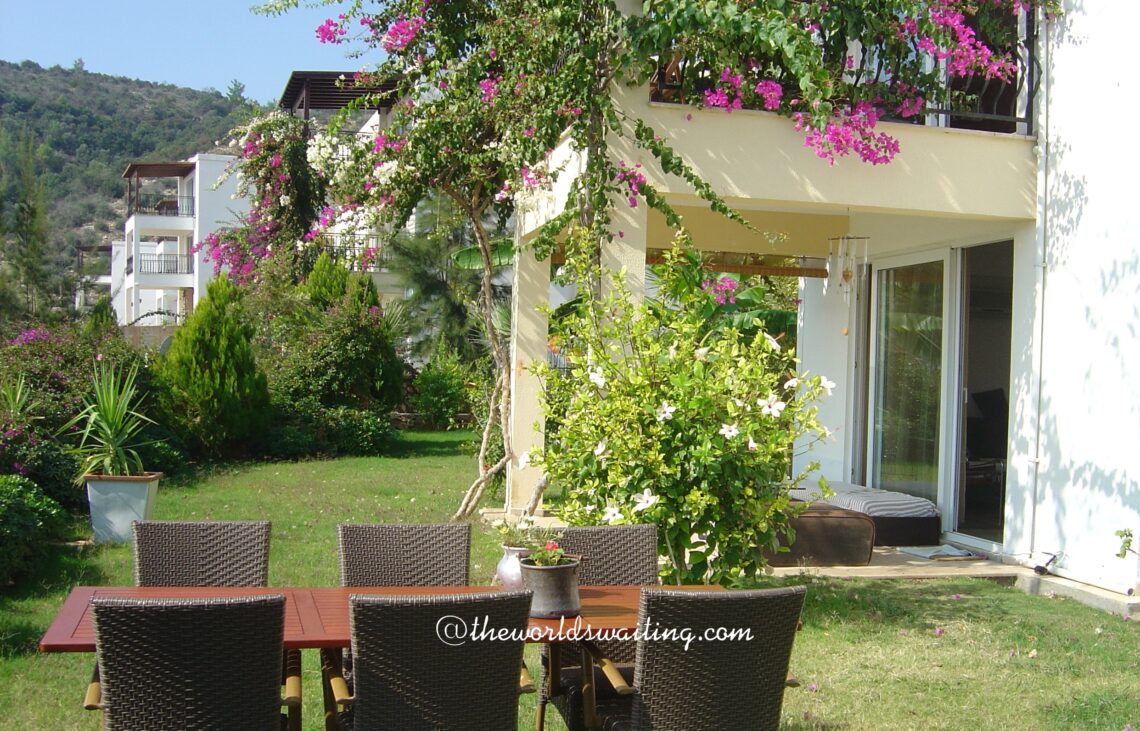 Guide to Expat Living in Turkey – The World is Waiting
