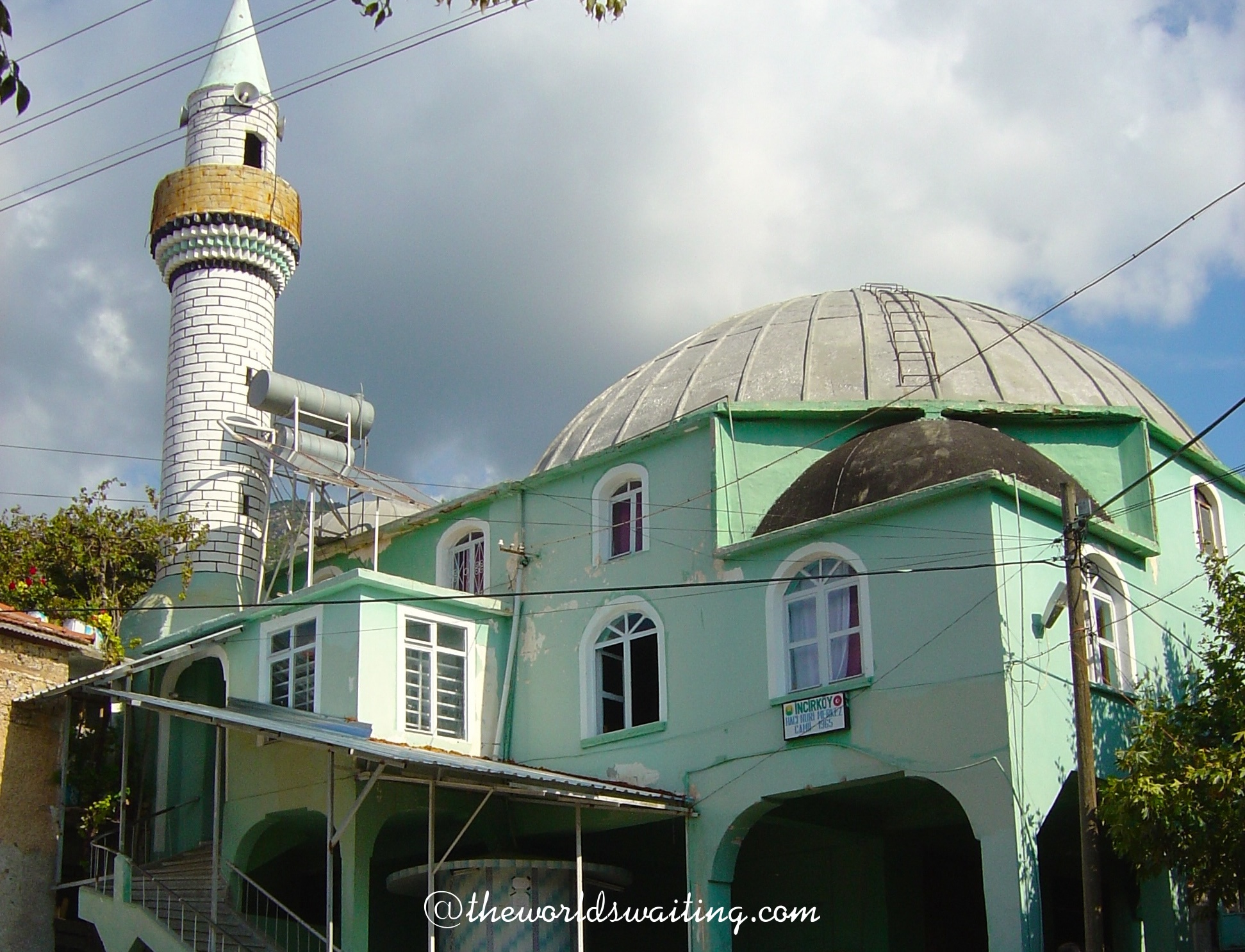 Guide to Expat Living in Turkey – The World is Waiting