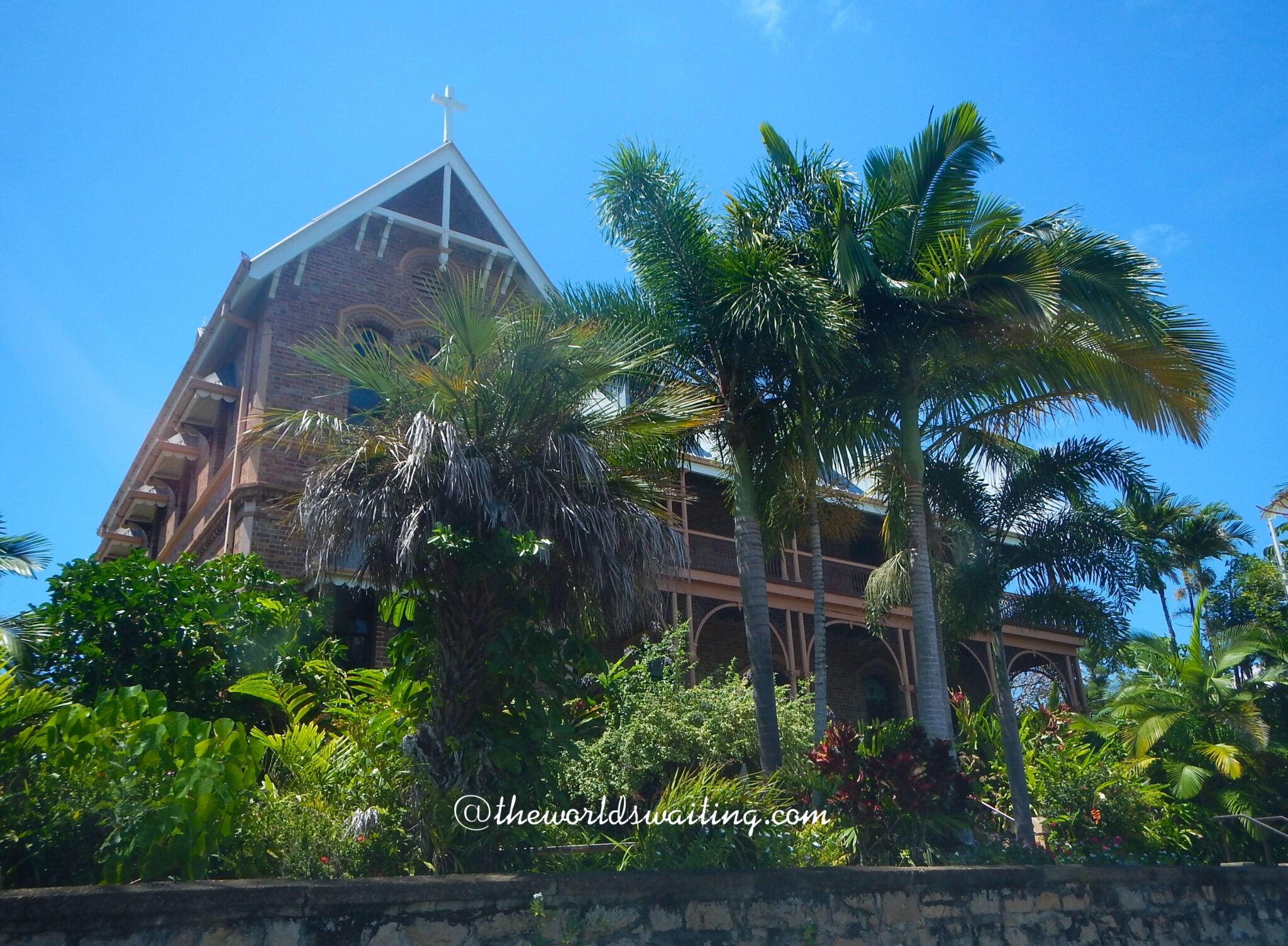 What’s in the James Cook Museum in Cooktown? – The World is Waiting