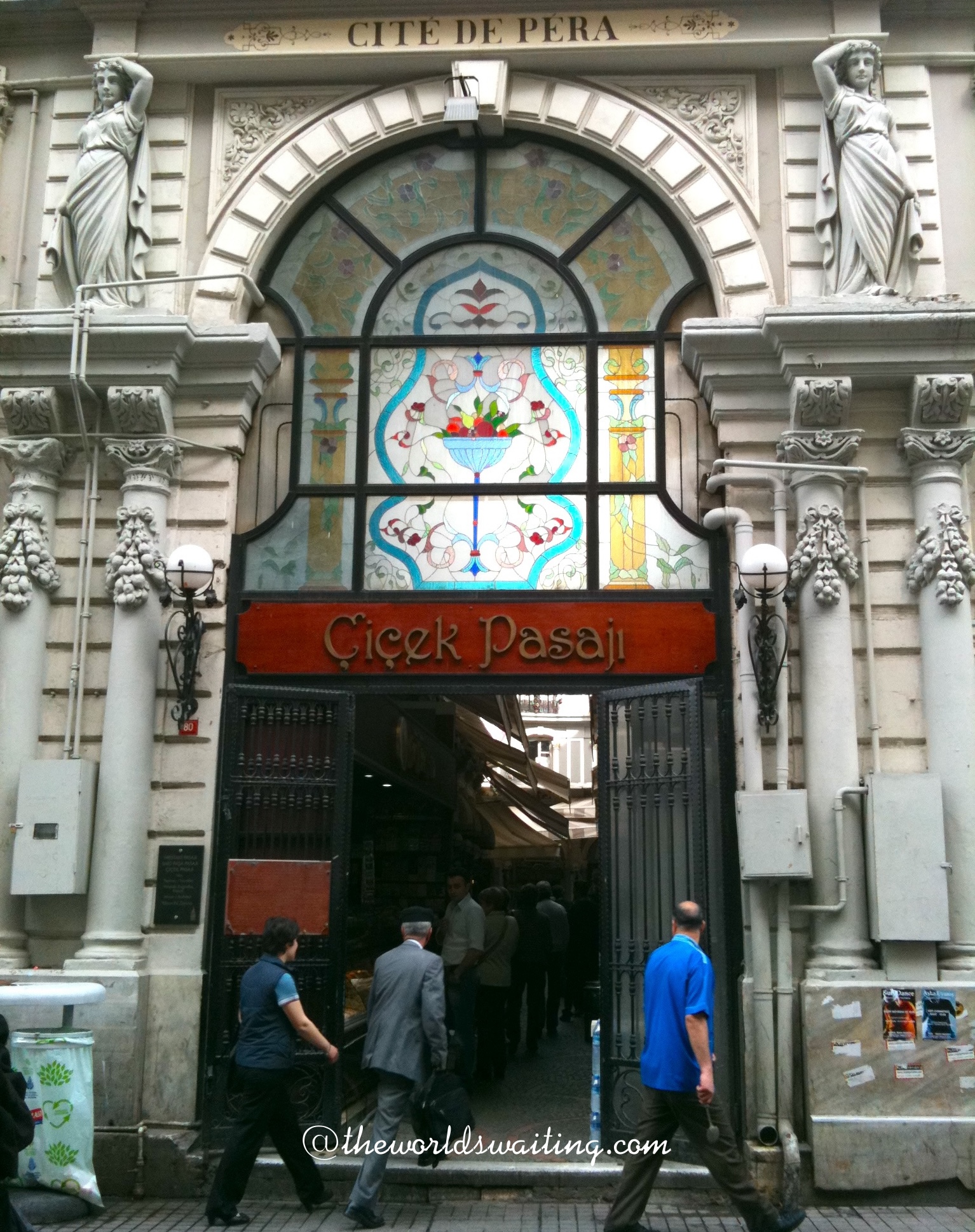Where to stay in Istanbul – The World is Waiting