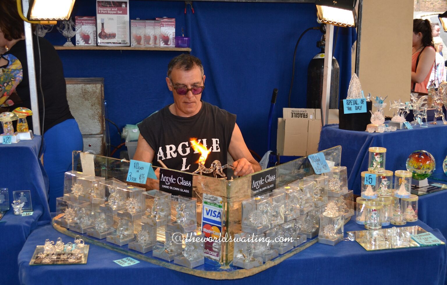 Weekend Markets in Sydney – The World is Waiting