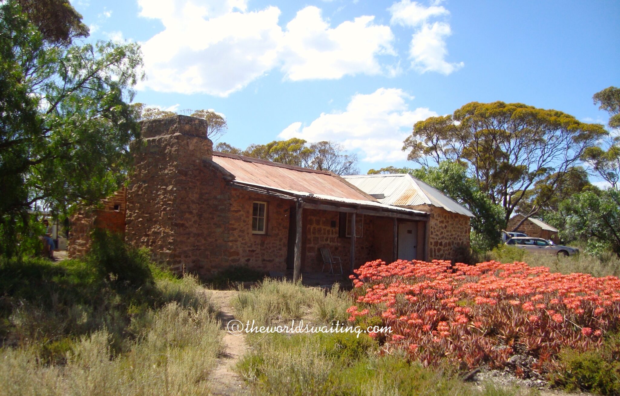 Pioneering in Western Australia – The World is Waiting